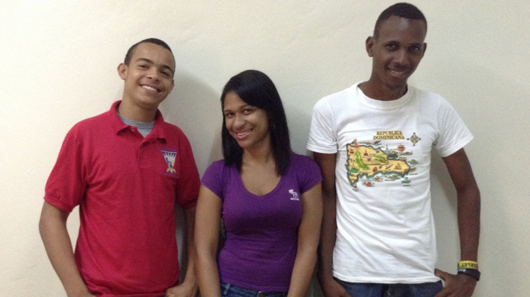 FT Scholarship Program – UISA receives new students | Blog de la ...